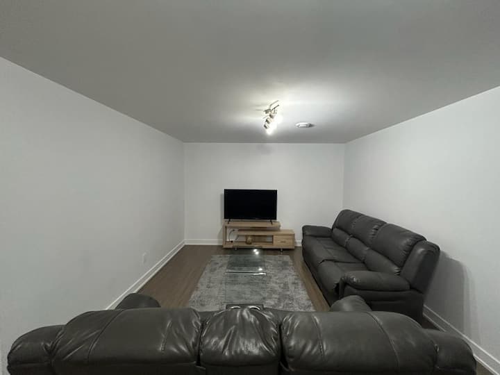 Apartment In Aylmer, Gatineau - Kanata