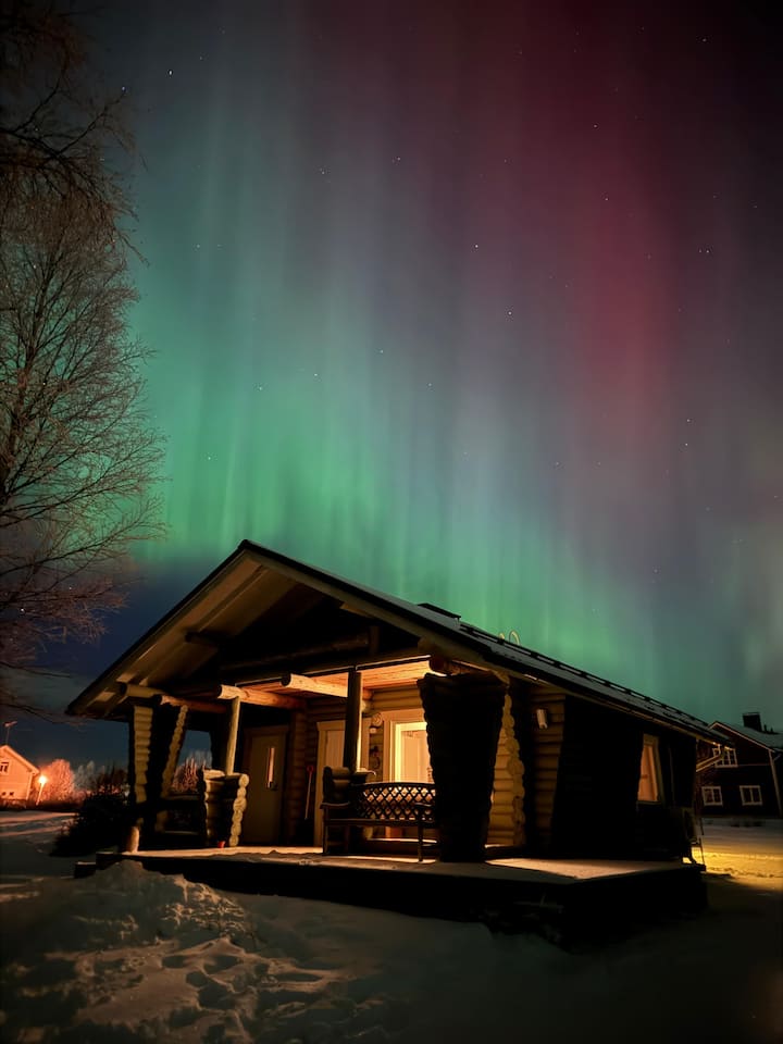 A Peaceful Cottage By The River - Rovaniemi