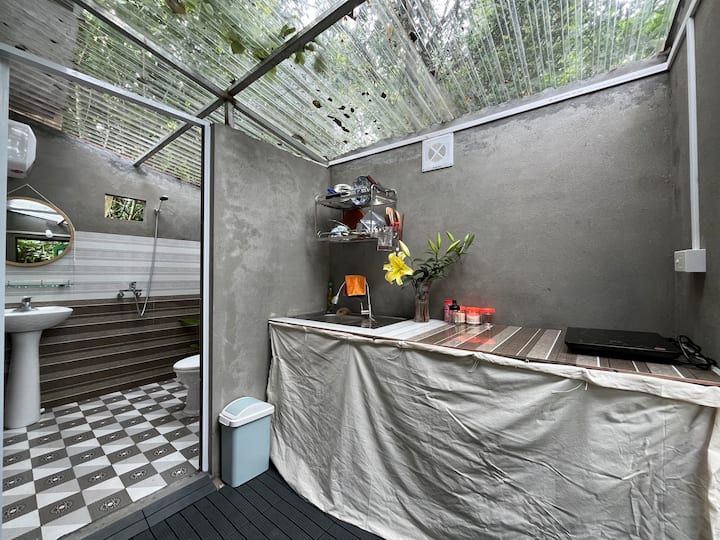 Private House In Garden/~10 Mins Walk To Centre - China