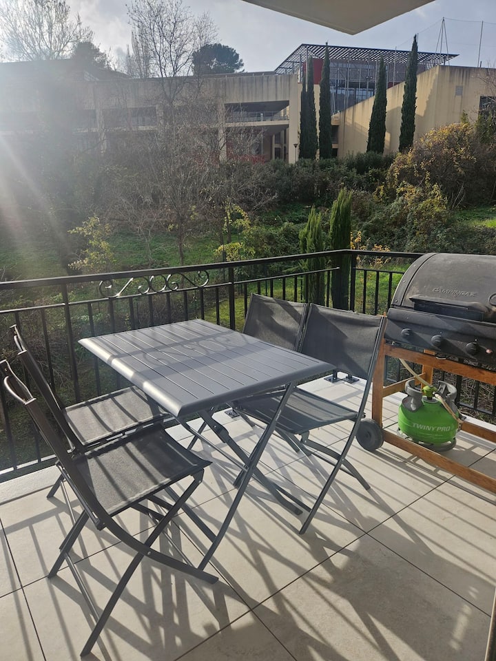 Appartement Avec Terrasse Idéal Festival à 20 M - Grasse