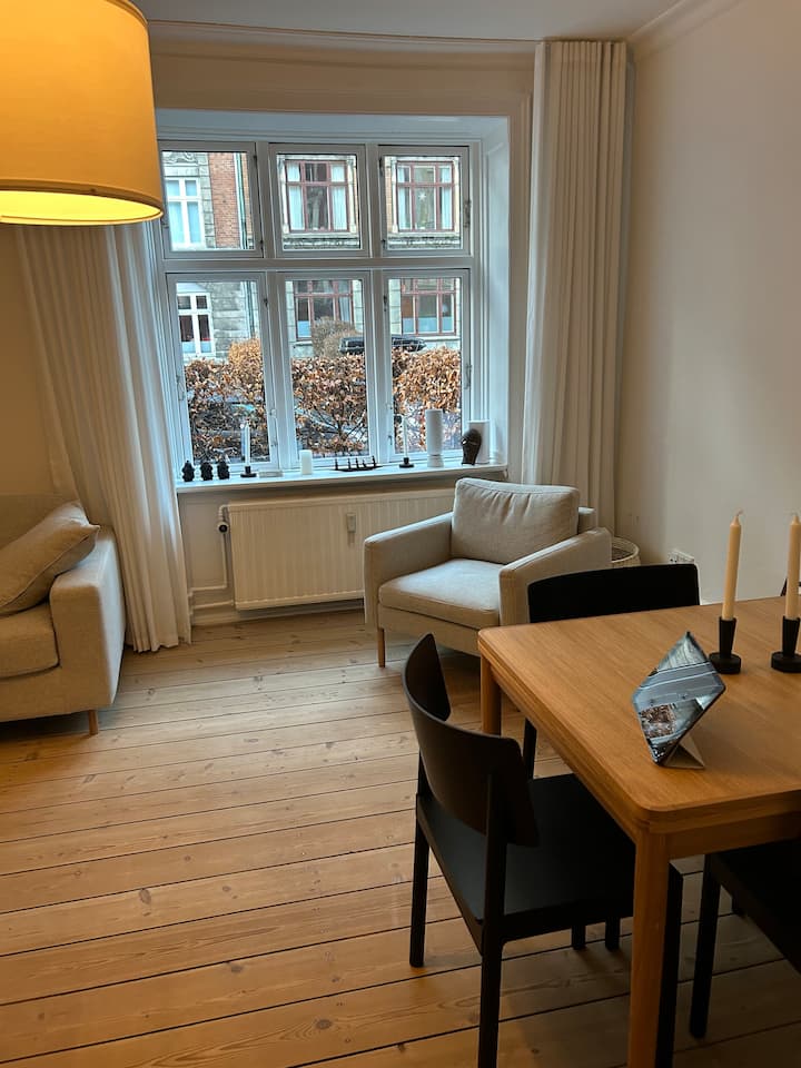 Cosy Apartment Near The Lakes - Copenhagen