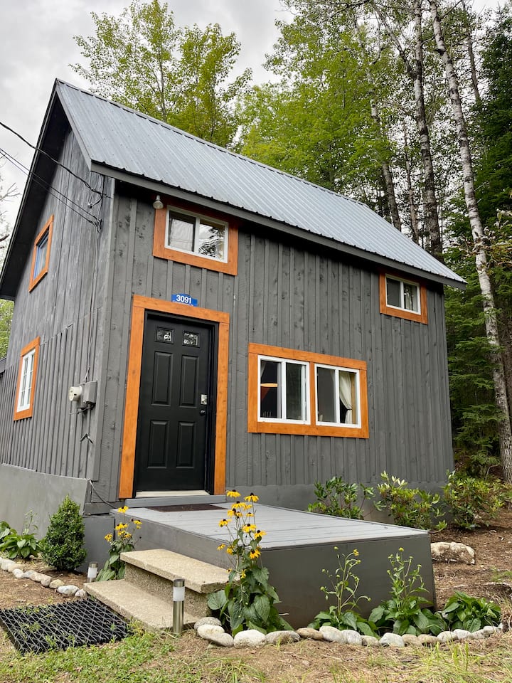 Cozy Carrabassett Cabin - Carrabassett Valley, ME