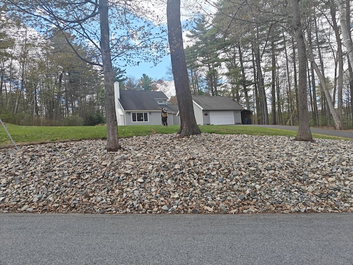 Rustic Adirondack Styled House With Lake Views - Glens Falls, NY
