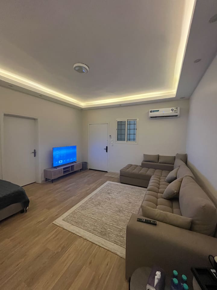 Cozy Apartment| 1br, 2 Beds & Living Space-yarmouk - Riyadh