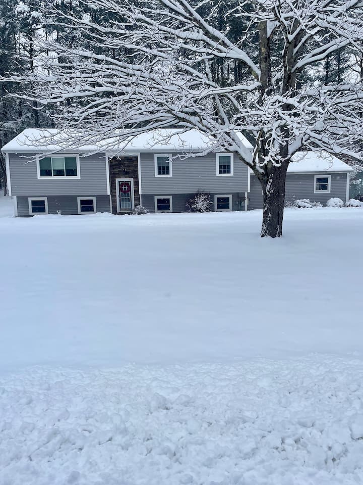 Cedarcrest Dr. - Saratoga Springs, NY