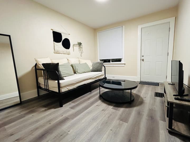 Charming | Central | 3-bed | Free Parking - Manitoba