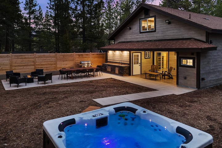 5br! Hot Tub! Pets! Game Room! A/c! - Big Bear Lake, CA