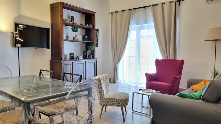 3 Large Bedrooms In The Historic Center Of Naples - Naples