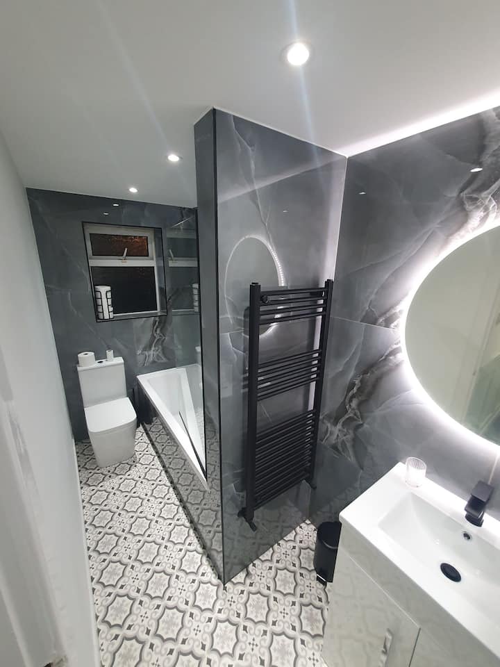 Brand New Luxury 2 Bedroom House Blackpool - Blackpool Zoo