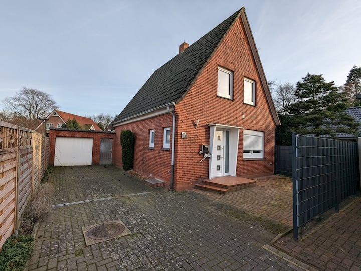 Nice, Complete And Comfortable - Leer