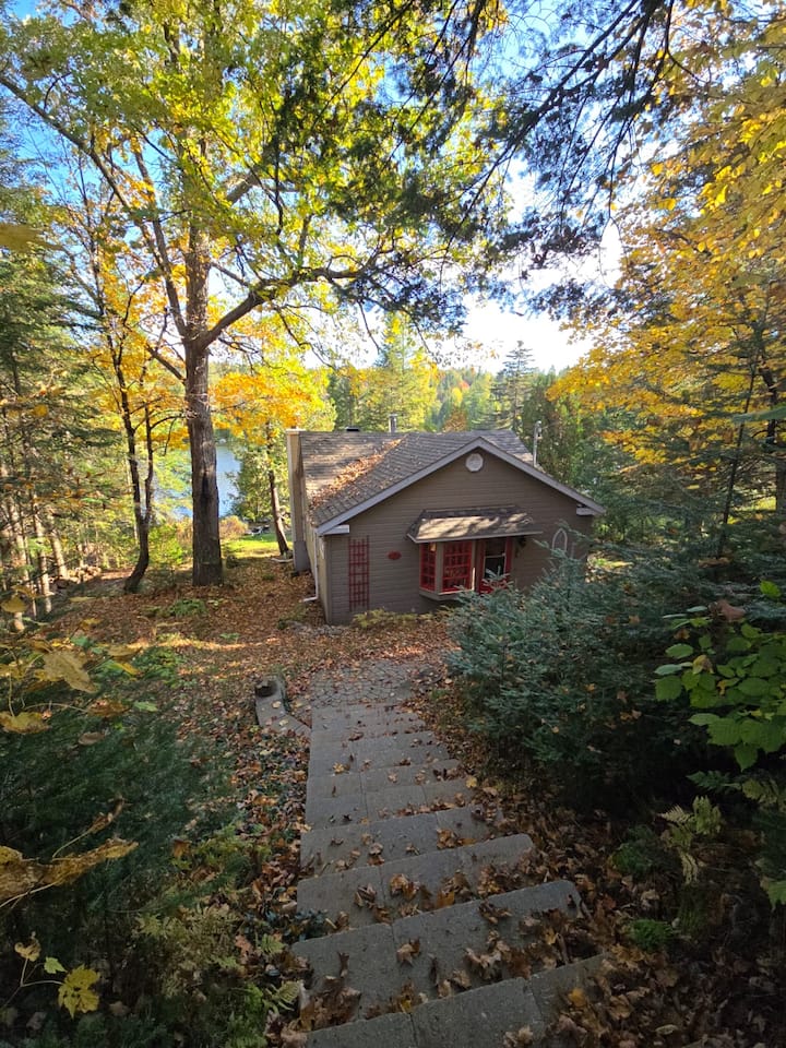 Charmant Chalet Chaleureux Au Bord Du Lac - Laurentides