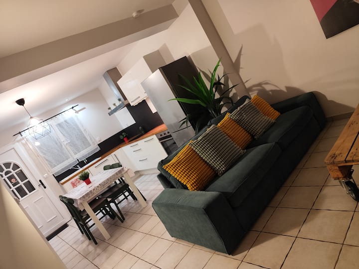 Gîte Climatisé +Toit Terrasse Avec Vue Etang - Istres