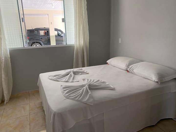 Casa 04 Quartos P/ 12 A Uns Passos Do Beto Carrero - Penha