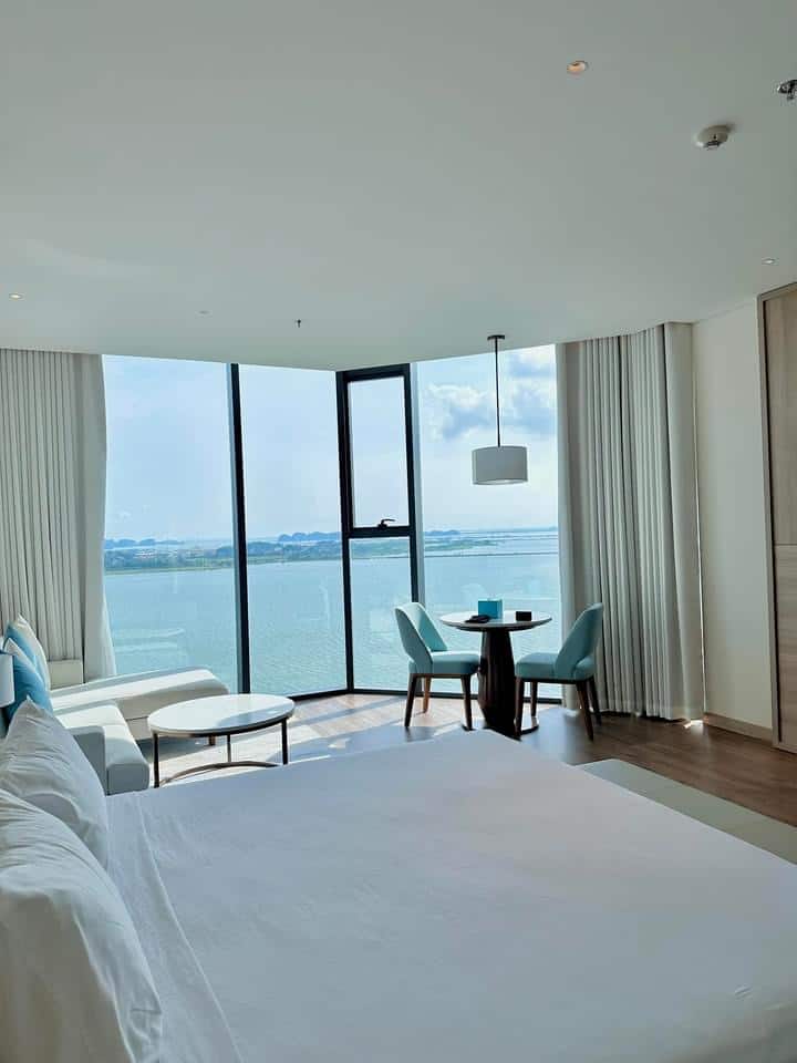 Luxury Corner/ 1br – Stunning Sea & Sunset Views - Hạ Long