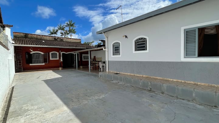 Casas Conjugadas Em Ubatuba Para 12 Pessoas - Ubatuba