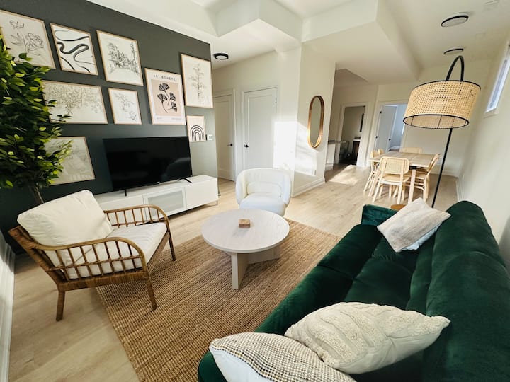 Cozy And Spacious Retreat In Mississauga - Mississauga