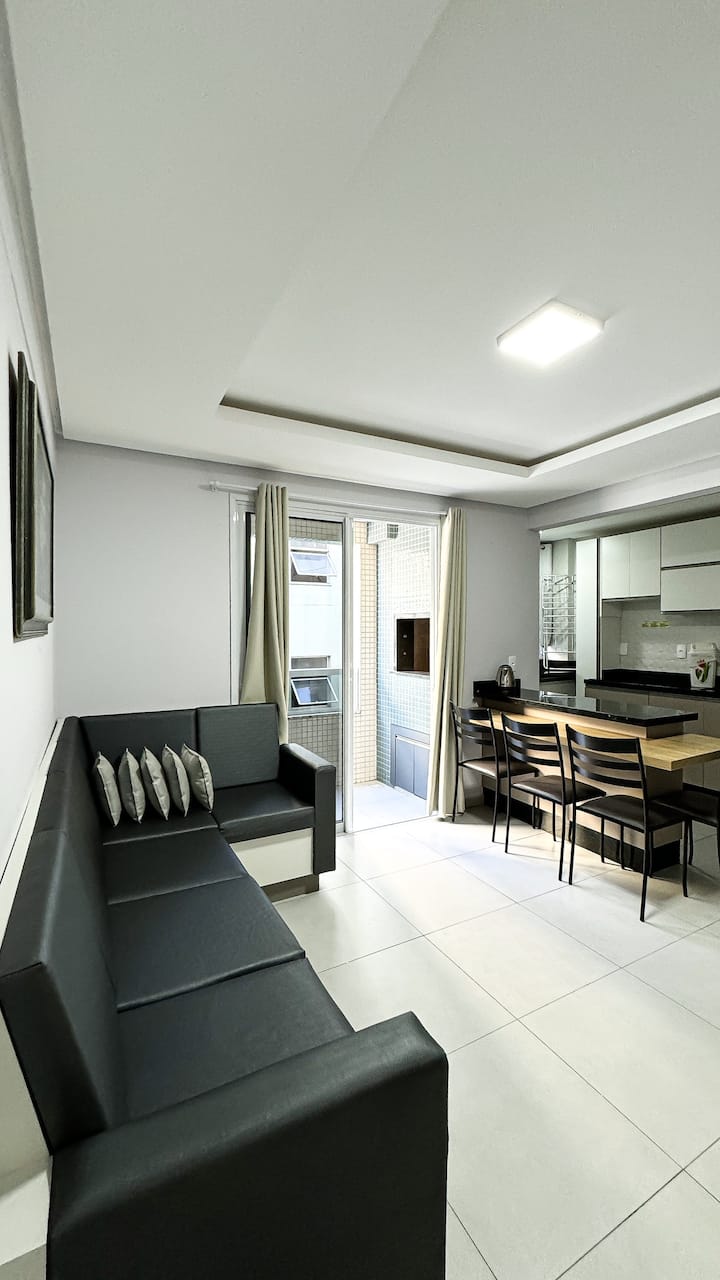 Apartamento Com Piscina - Florianópolis