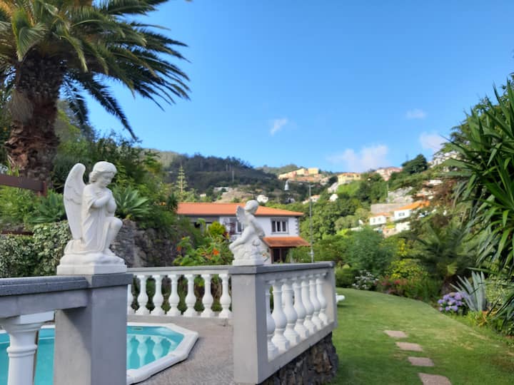Pool Villa With Botanical Garden - Madeira