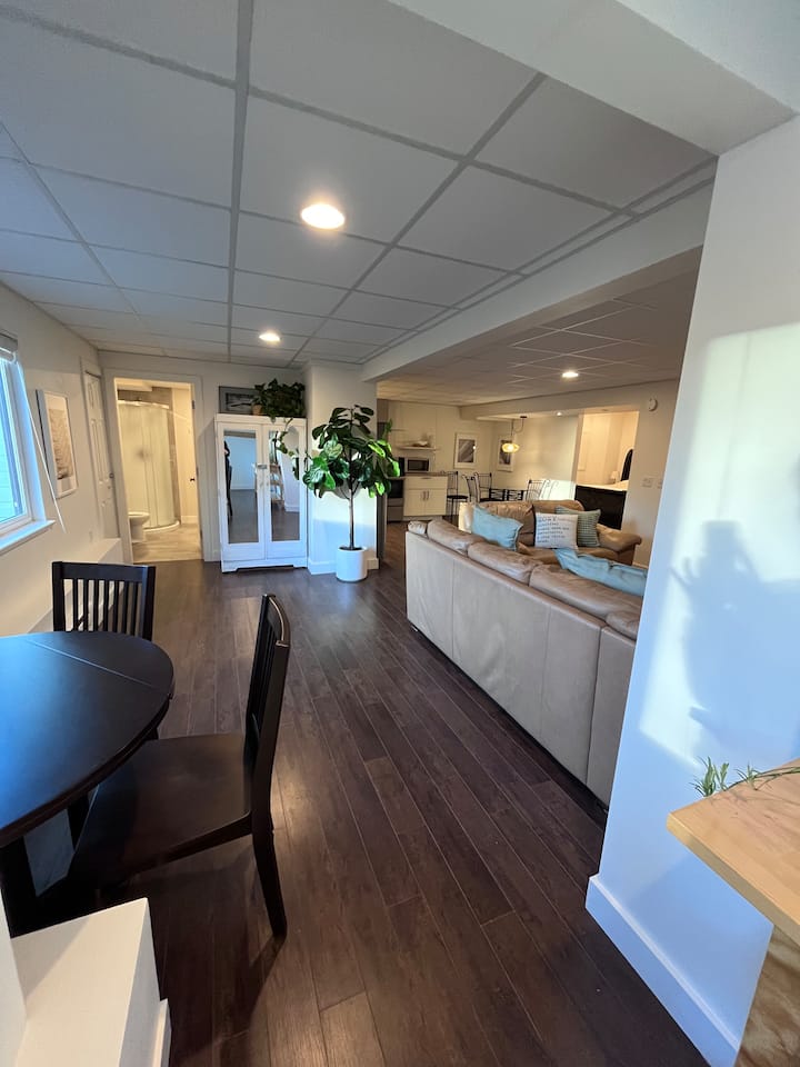 Fully Furnished Basement Suite! - Coquitlam