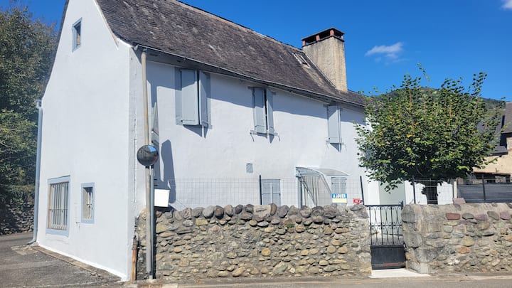Maison De Campagne - Oloron-Sainte-Marie