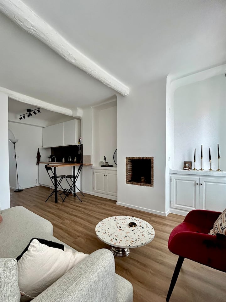 Beau Appartement à 5 Min En Voiture De La Plage - Golfe-Juan