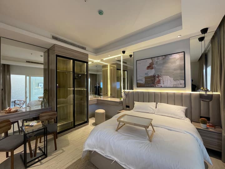 F4| Cosy Studio With Small Terrace. Self Check-in - Riyadh