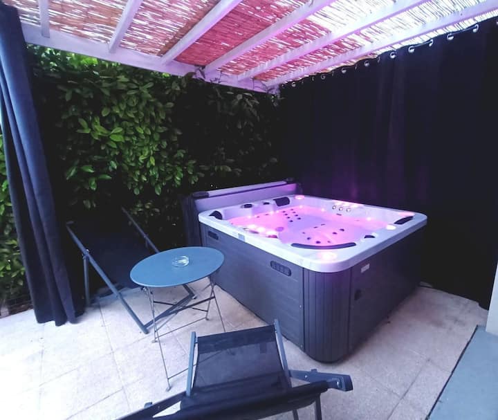 Cocon Avec Jacuzzi Extérieur - Aube