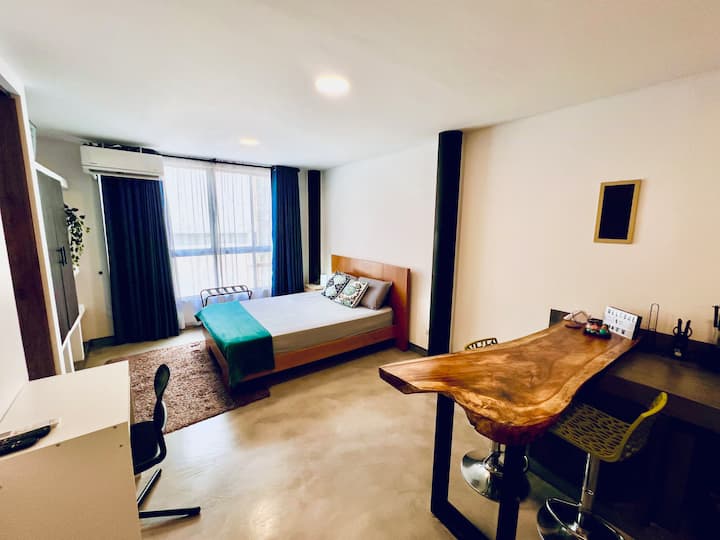 Bloft: Modern, Safe, Prime Location, A/c - Cali