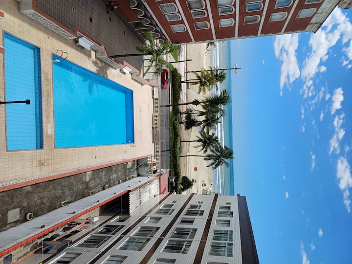 Apartamento Frente Mar Com 4 Dormitórios - Praia Grande