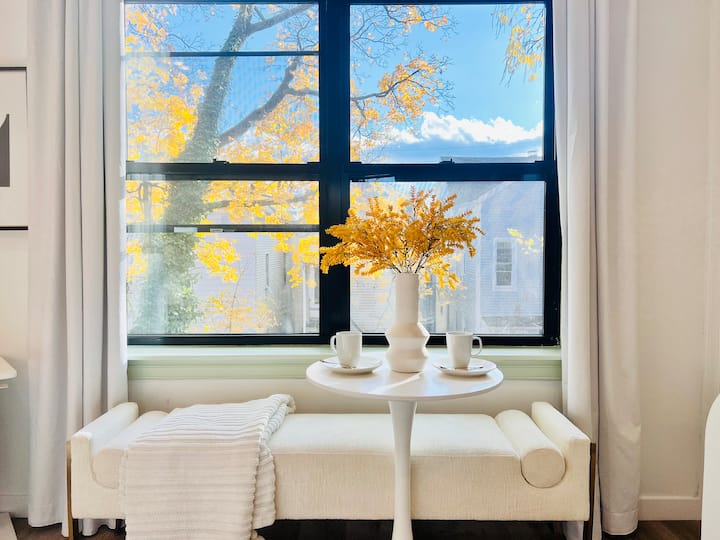 Central, Private Bathroom, Large Room, 2 Closets! - Paterson, NJ