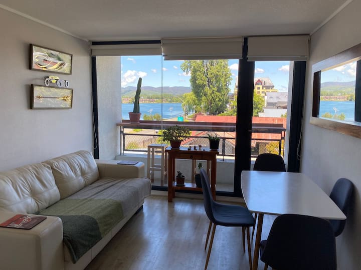 Apartamento En Costanera Con Vista Al Rio Valdivia - Valdivia