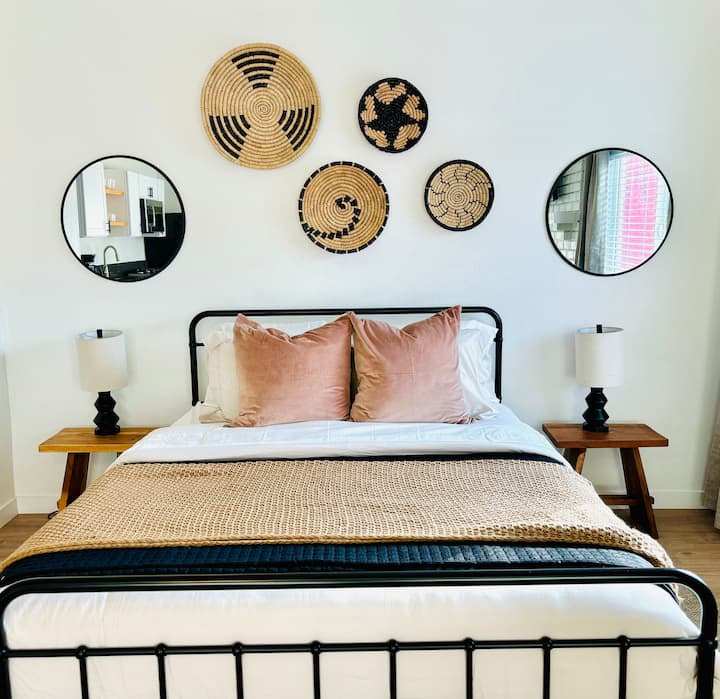 Conveniently Located Lax-sofi - Hawthorne, CA