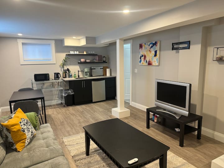 Private Basement Suite - Halifax