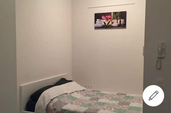 Grand Place De Bruxelles 100m - Brussels