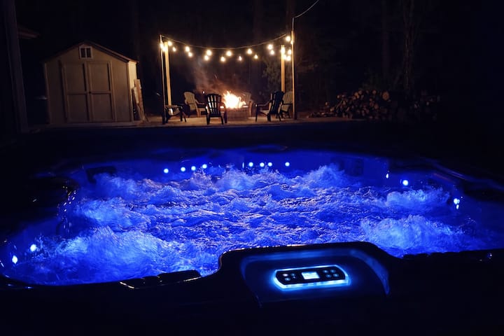 2 Mins To Pf! 3br/2ba | Ht, Fire Pit & Game Room! - Pigeon Forge