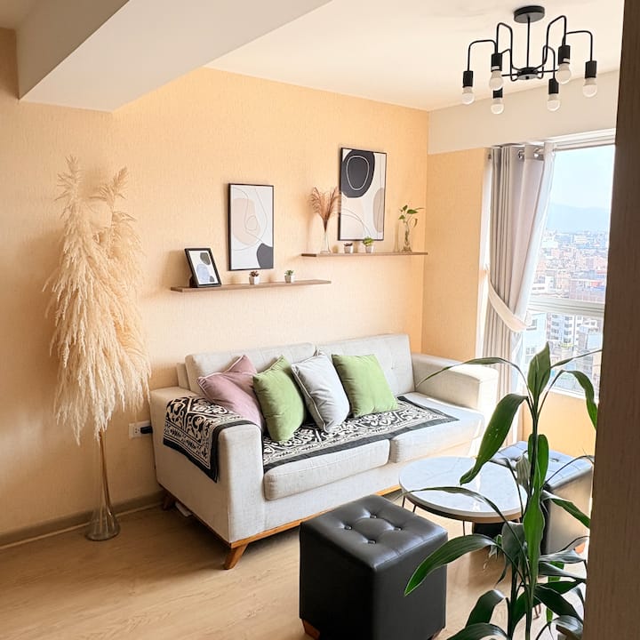 Estadio Nacional Y Parque De Las Aguas A Minutos - Lima