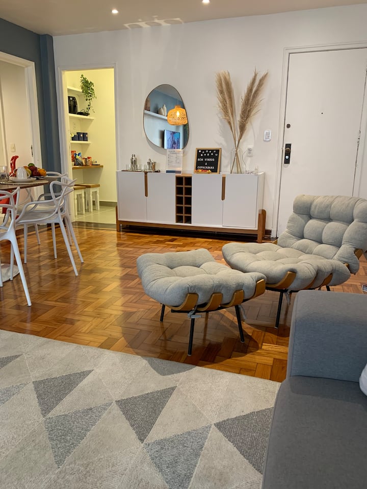 Right On The Sand In Copacabana, 3 Bedrooms, Cozy. - Ipanema