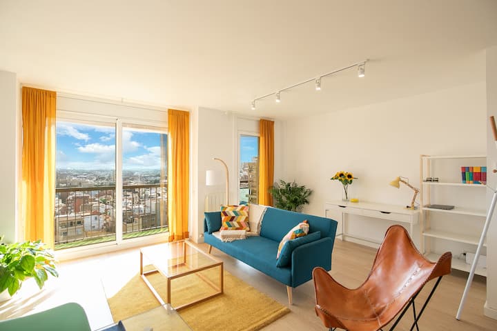 Magnificent Views. 3 Bedrooms. Terrace - Barcelona