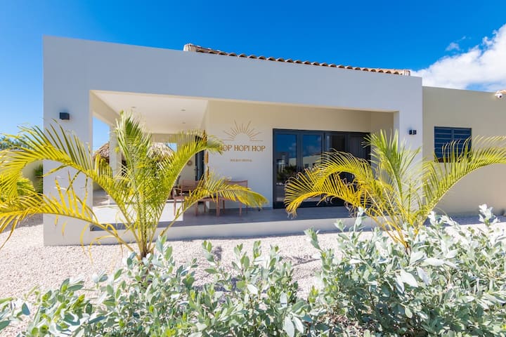 Casa Hop Hopi Hop, Mambo Beach Curaçao - Curaçao