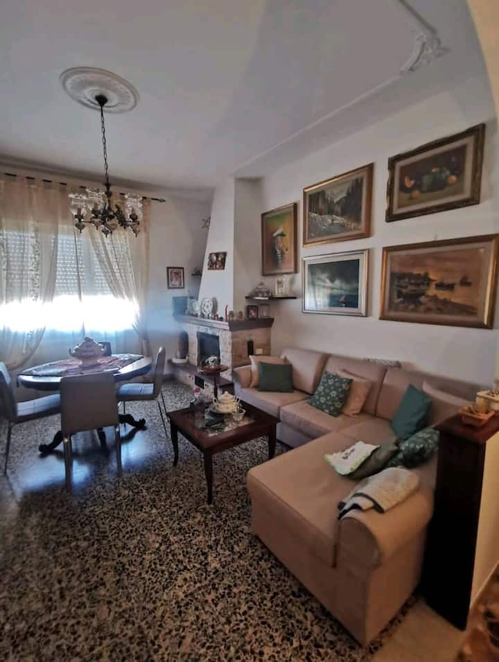 Casina Di Giuse A Pochi Minuti Dal Mare - Cecina
