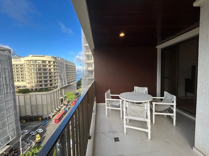 Ms 61. Lindo Apto Com 02 Quartos No Arpoador! - Rio de Janeiro