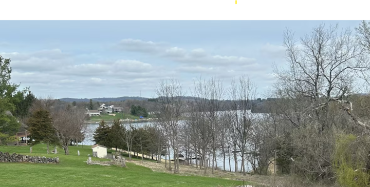 Apple Canyon Lake Home - Apple River Canyon State Park