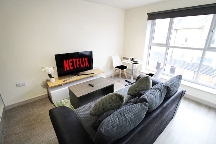 Lovely Studio Flat In Bolton - Bolton