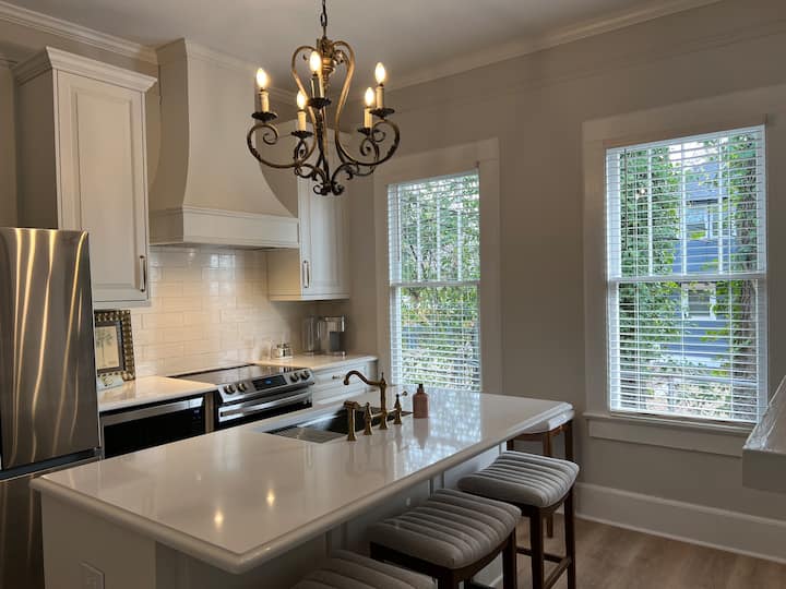 Luxury Airbnb - A Refined Space! - Columbia, SC