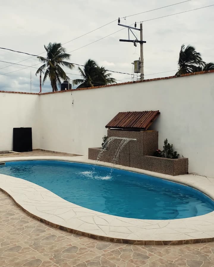 Bungalows A Pasos De La Playa. - Playa Chachalacas