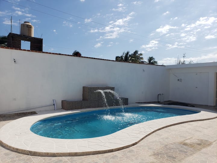 Bungalows A Pasos De La Playa. - Playa Chachalacas