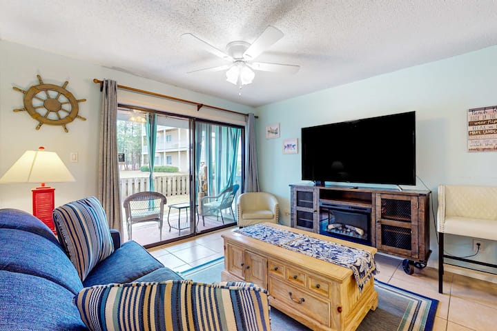 Ground-floor Condo With Waterfront Pool, Private P - Orange Beach, AL