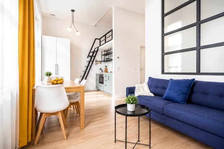 Cozy Central Hideaway: Sleeps 4 At Jewish Quarter - Budapest