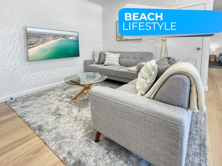 50m To Glenelg Beach | Carpark Wifi King Airport - The Beachouse, Glenelg