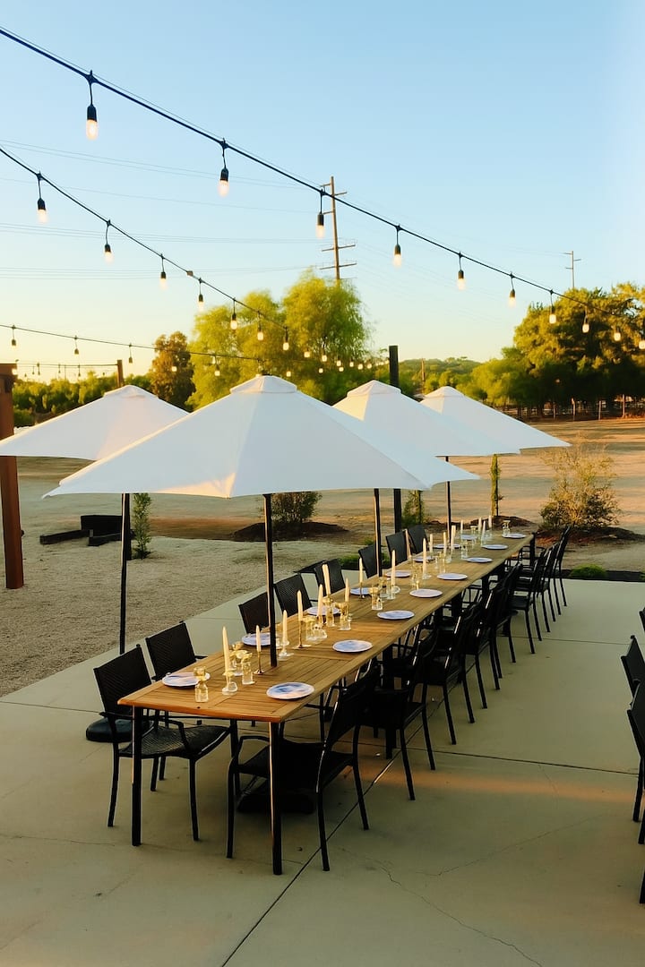 Sleeps 18, Pickleball, Game Room- Luxury Home - Temecula, CA